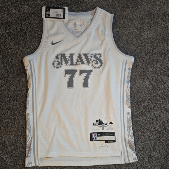 Nike | Shirts & Tops | Doncic Luka Nike White And Gray Mavs 77 Jersey ...